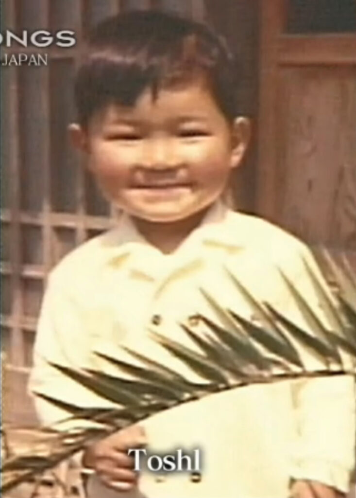 ToshIの父親は公務員で母親は？兄弟との確執や実家についても( X JAPAN） - M-media