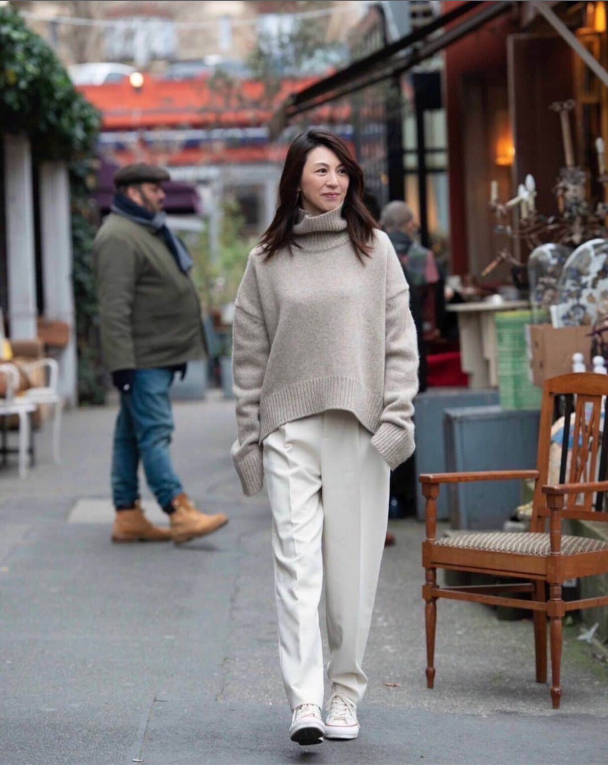 雨宮塔子は元旦那と離婚後もなぜフランスに？収入源や事実婚パートナーとの再婚についても - M-media