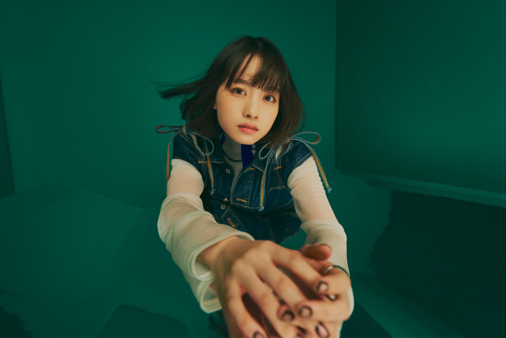 TOMOOの歴代彼氏一覧！好きなタイプや中学高校、大学についても！ - M-media